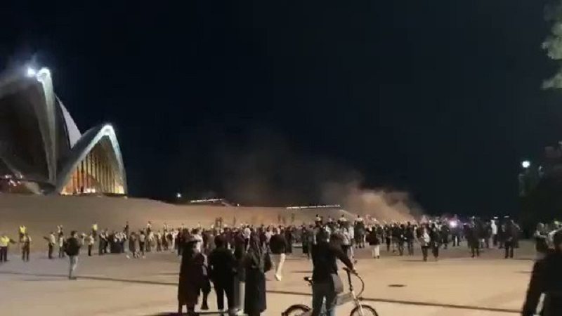 सिडनी के ओपेरा हाउस पर हमास समर्थकों का उपद्रव | Hamas supporters march ...