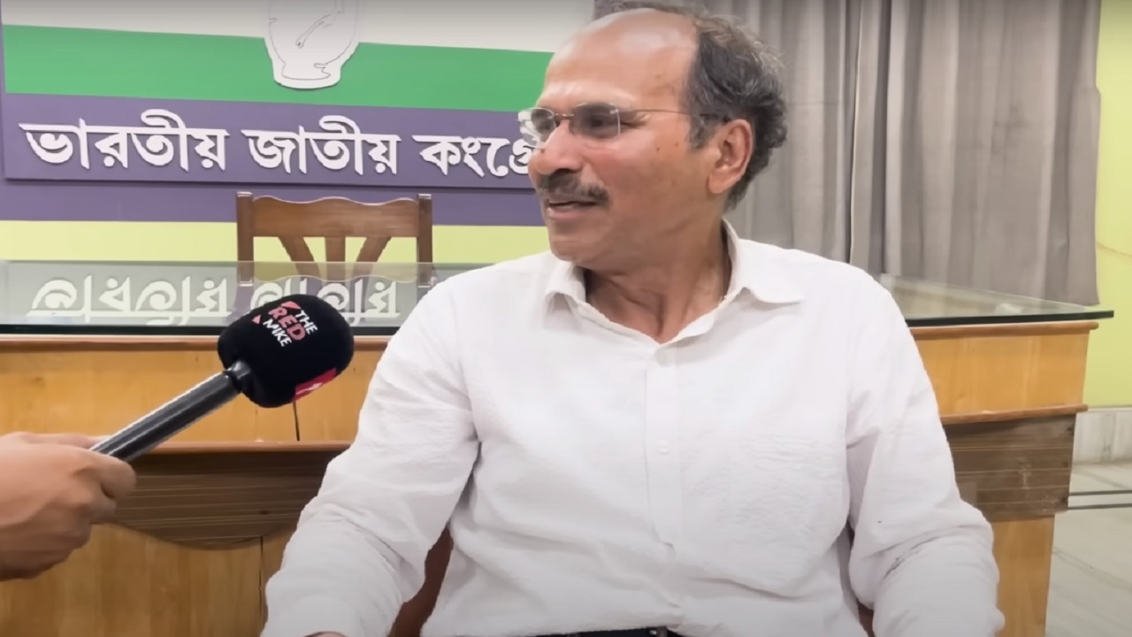 पैसा पहुँचाएंगे अंबानी-अडानी तो उनके खिलाफ कुछ नहीं बोलेंगी कॉन्ग्रेस, अधीर रंजन चौधरी ने कैमरे ...